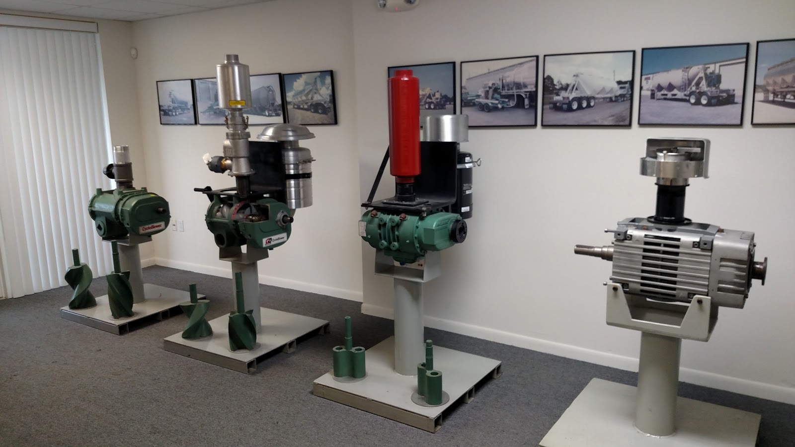 Southeastern & Southwestern Pneumatic | Trailers and Blowers for sale