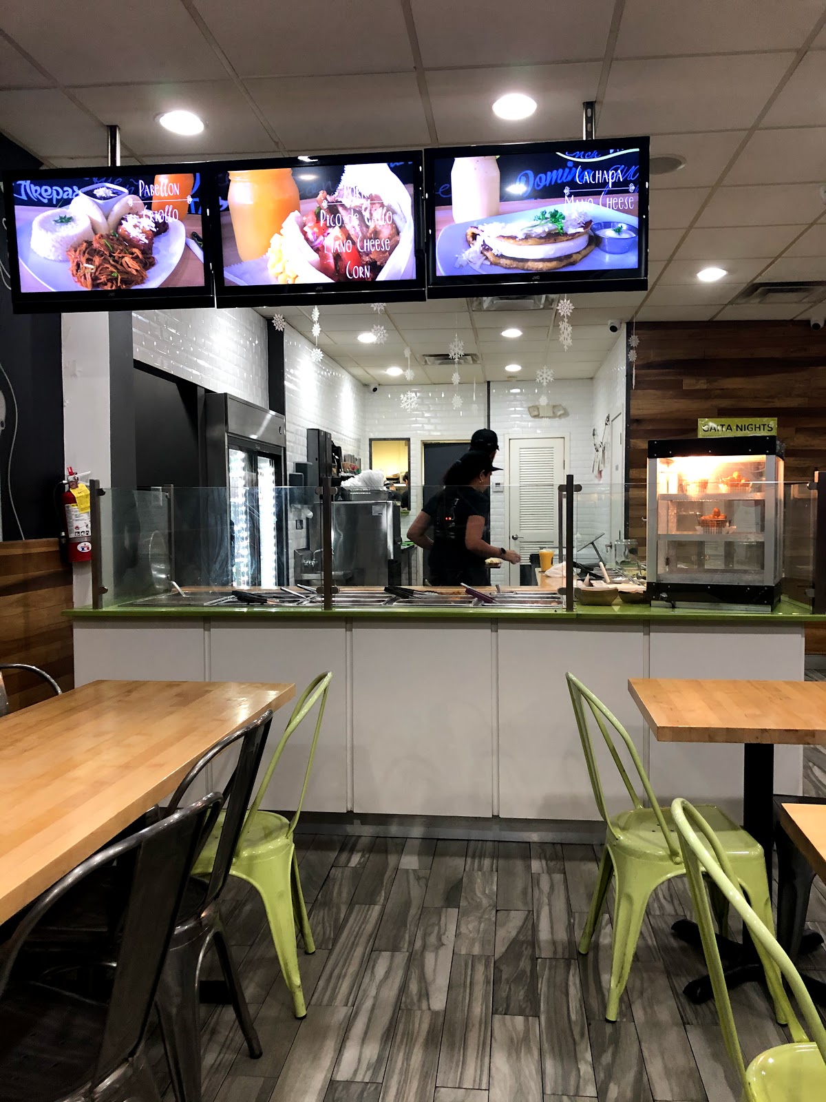 Saman Arepas – Making The Best Arepas in Town