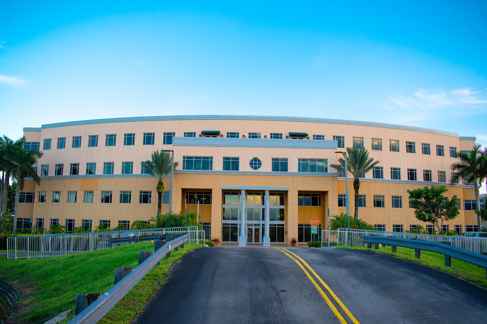 home - Sunshine Institute